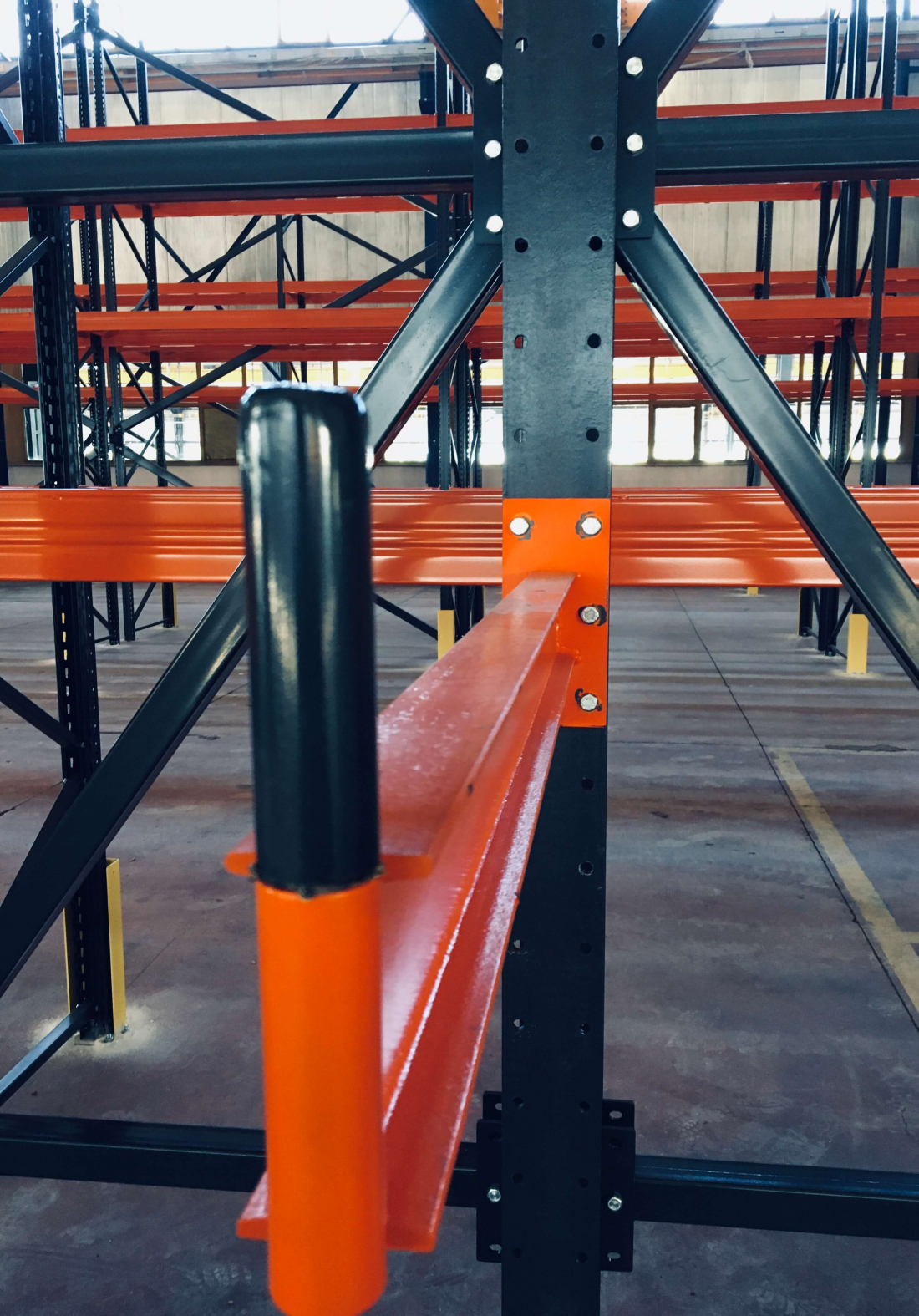 umdasch Madosan’dan Konsol Kollu Raf Sistemi